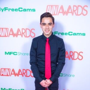 Who is Juan Loco (Actor)? Age, Wiki, Girlfriend, Size, Movies, Net ...