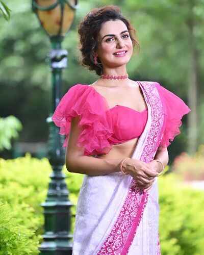 Who is Hiya Mukherjee (Actress)? Age, Biography, Wiki, Boyfriend ...